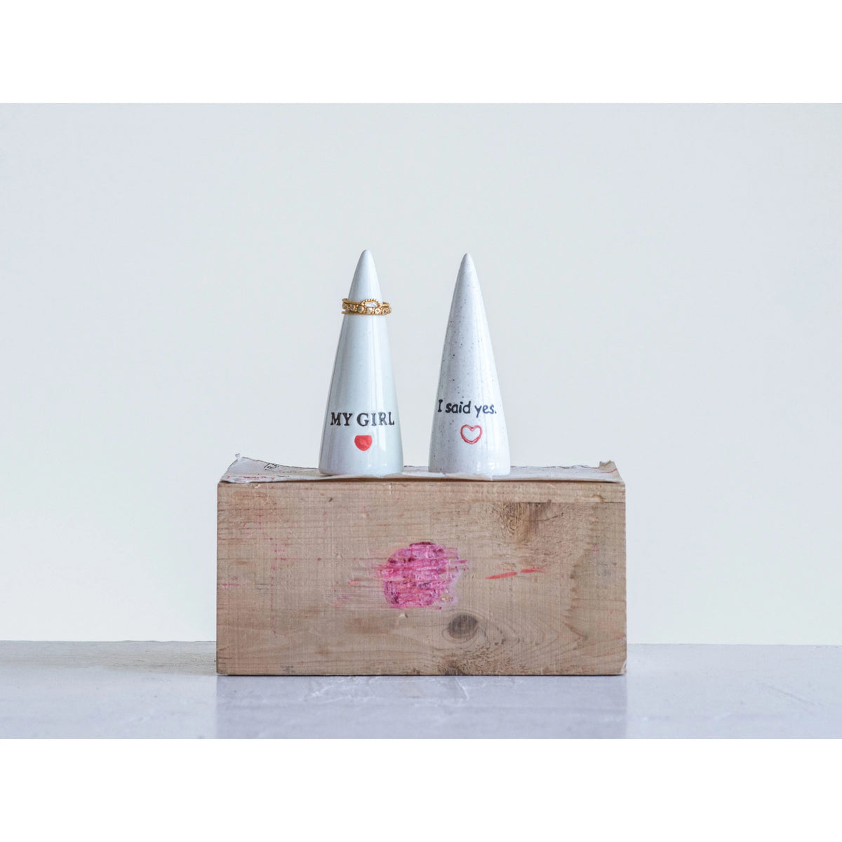 Cone Ring Holder – Jones & Daughters