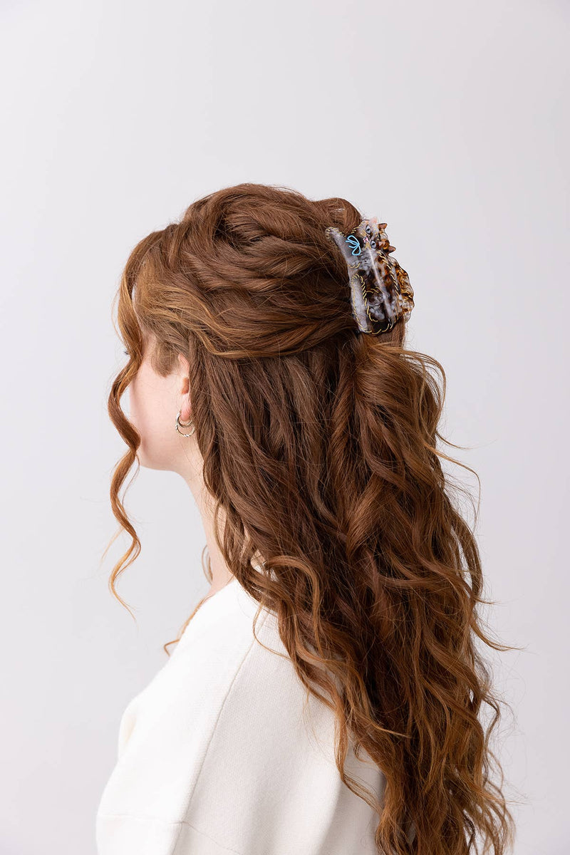 Calico Kitty Cat Hair Claw in Cream and Tortoise Shell – Jones & Daughters