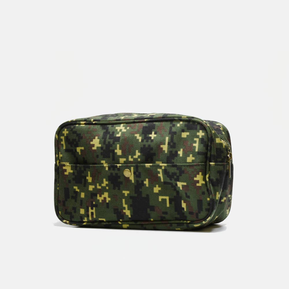 Curated Basics - Digital Camo Dopp Kit – Jones & Daughters