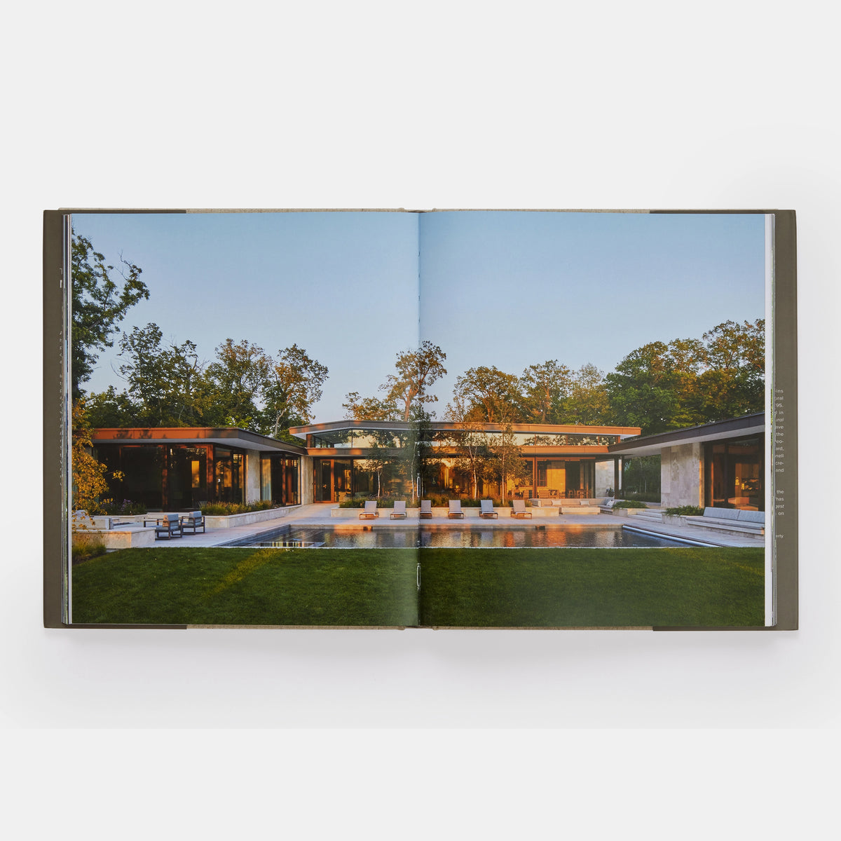 The Meaningful Modern Home: Soulful Architecture and Interiors – Jones ...
