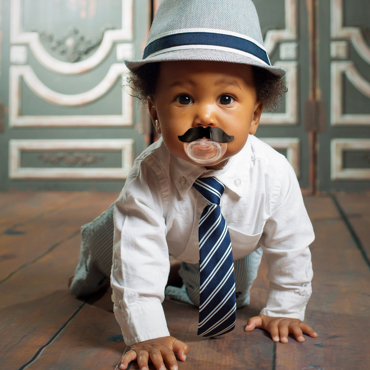 Chill Baby Mustache Pacifier – Jones & Daughters